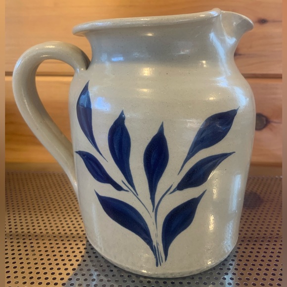 Williamsburg Pottery | Accents | Williamsburg Pottery Beautiful Pitcher ...